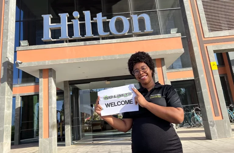 Welcome to Fabulous Las Vegas: The Story Behind the Iconic Sign – No ...